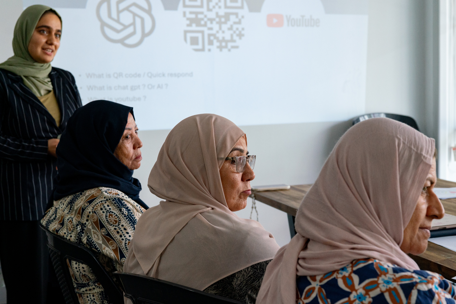 Young mentors supporting elders in their community | Good Things Foundation
